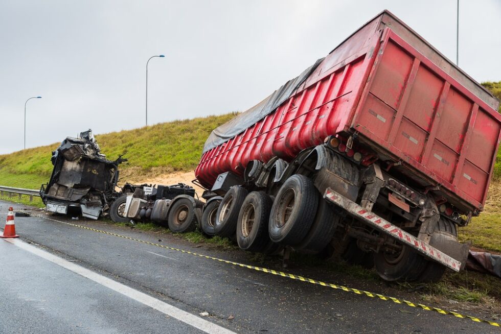 Cook County Truck Accident Lawyer | Disparti Law Group